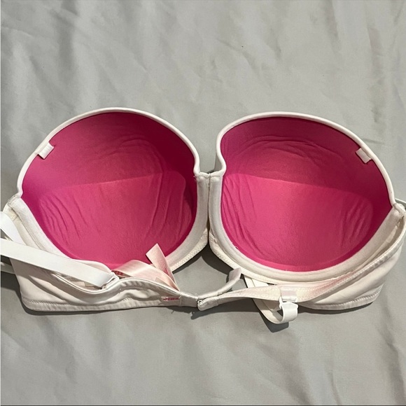 PINK Victoria's Secret | Intimates & Sleepwear | Victorias Secret Pink ...